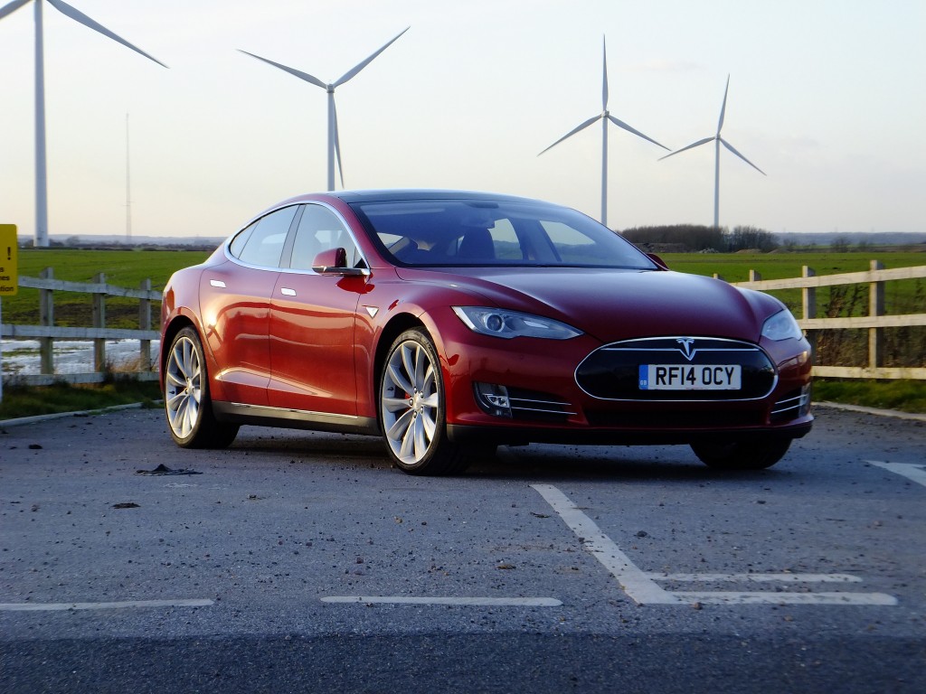 The Gadget Man - Episode 32 - Tesla Model S P85+ - Matt Porter, The ...